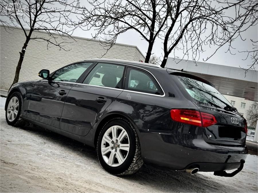 Audi A4 2010 Alīta, ar dzinēja tilpumu 2.70 L un nobraukumu 350 tūkst. km par 5850 €, foto 13 vietnē AUTOMOTO.COM.LV