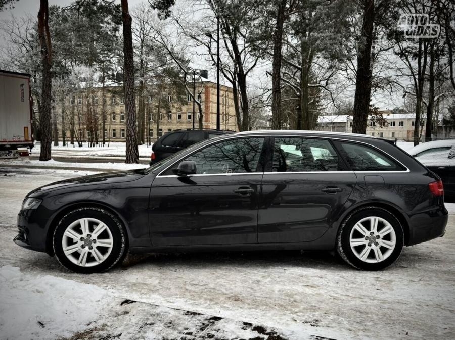 Audi A4 2010 Alīta, ar dzinēja tilpumu 2.70 L un nobraukumu 350 tūkst. km par 5850 €, foto 33 vietnē AUTOMOTO.COM.LV
