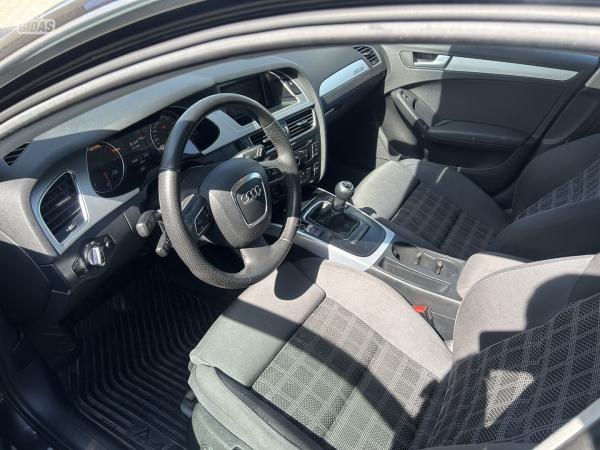 Audi A4 2010 Druskininkai, ar dzinēja tilpumu 2.00 L un nobraukumu 279 tūkst. km par 4000 €, foto 5 vietnē AUTOMOTO.COM.LV
