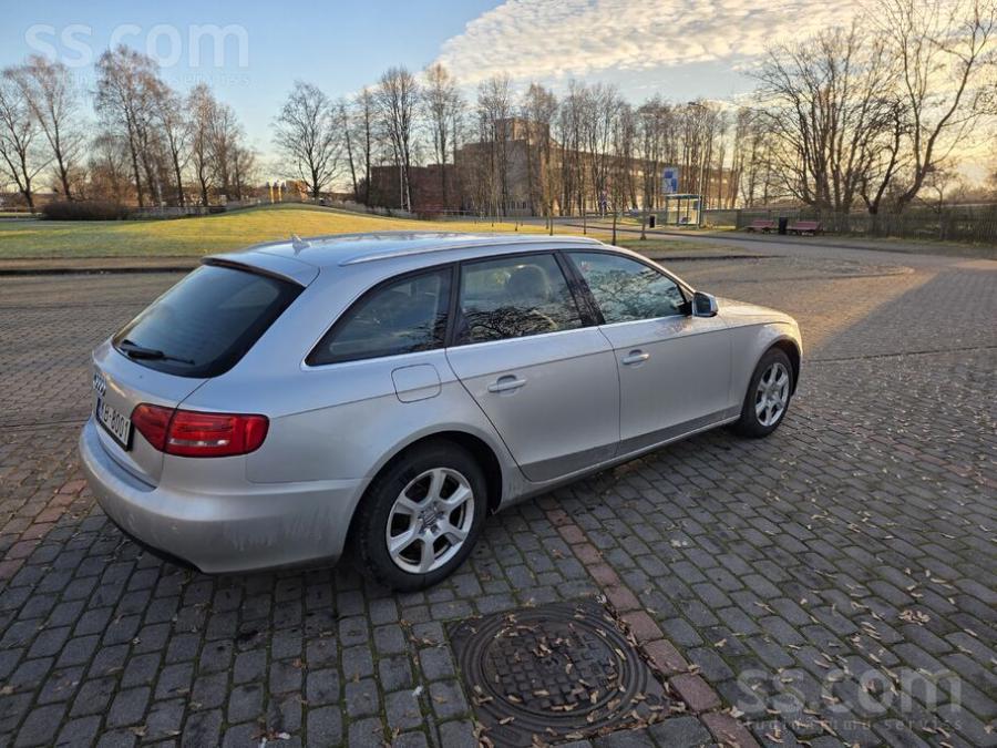 Audi A4 2010 Ventspils, ar dzinēja tilpumu 2.00 L un nobraukumu 378 tūkst. km par 4700 €, foto 5 vietnē AUTOMOTO.COM.LV