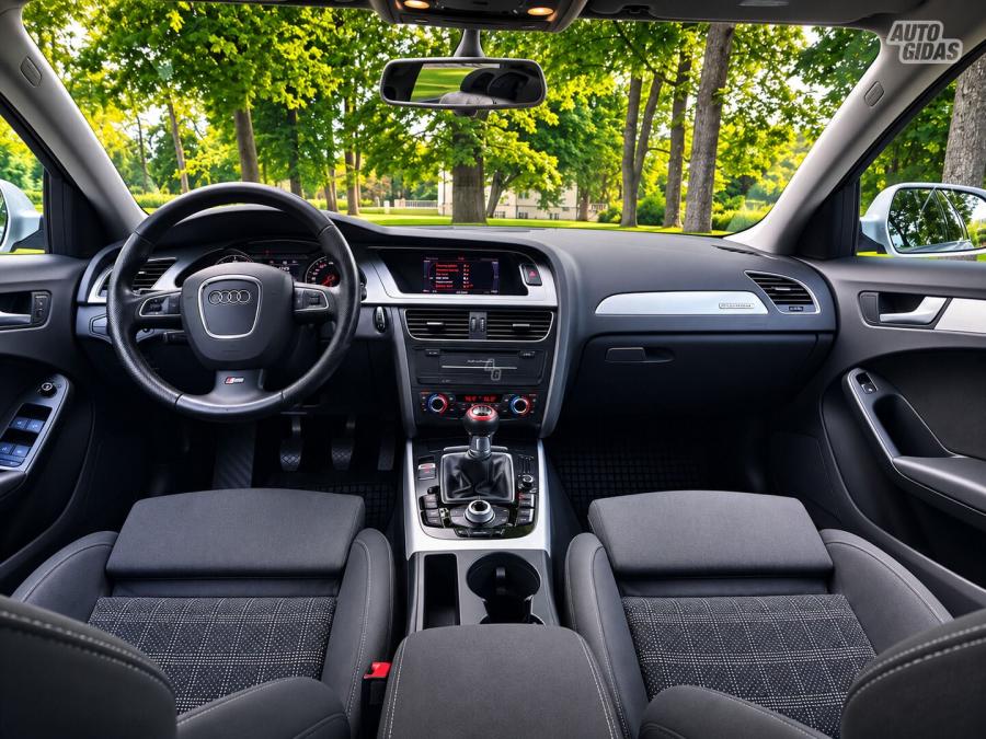 Audi A4 2010 in Kaunas, with an engine capacity of 2.00 L and mileage of 301 thousand km for 5790 €, photo 14 on AUTOMOTO.COM.LV