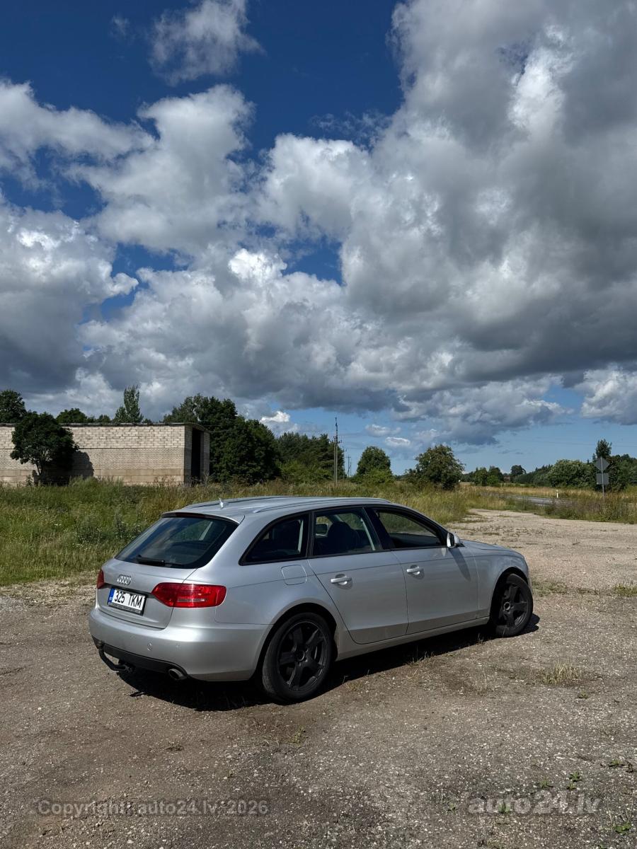 Audi A4 2010 Tallina, ar dzinēja tilpumu 2.70 L un nobraukumu 0 tūkst. km par 2600 €, foto 4 vietnē AUTOMOTO.COM.LV