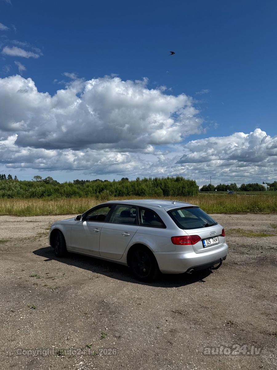 Audi A4 2010 Tallina, ar dzinēja tilpumu 2.70 L un nobraukumu 0 tūkst. km par 2600 €, foto 5 vietnē AUTOMOTO.COM.LV