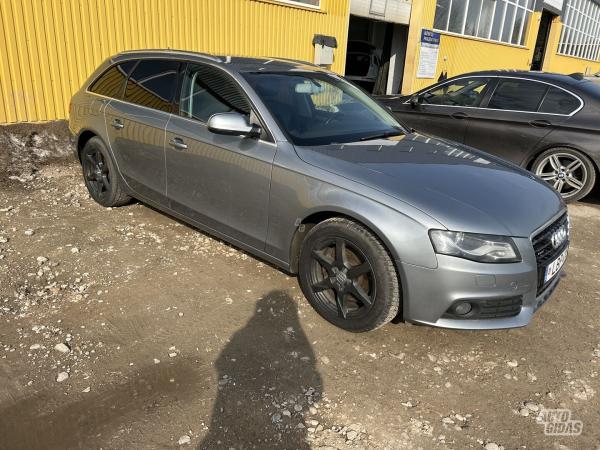 Ауди А4 2010 в Утена, объемом двигателя 3.00 л и пробегом 435 тыс. км за 7800 €, фото 4 на AUTOMOTO.COM.LV