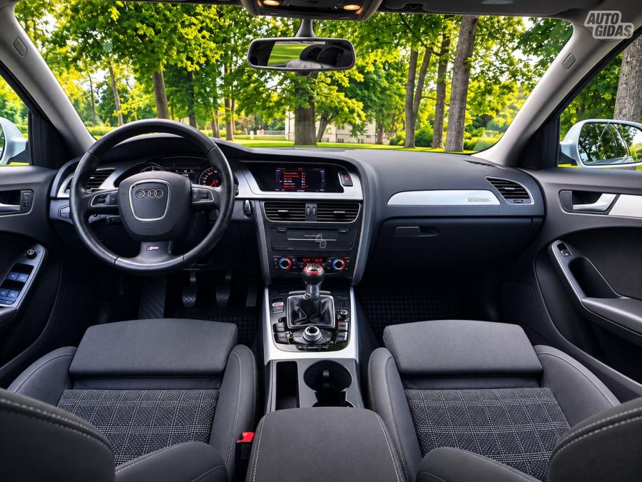 Audi A4 2010 in Kaunas, with an engine capacity of 2.00 L and mileage of 302 thousand km for 5299 €, photo 9 on AUTOMOTO.COM.LV