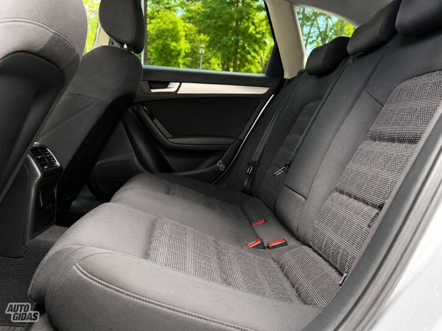 Audi A4 2010 in Kaunas, with an engine capacity of 2.00 L and mileage of 302 thousand km for 5299 €, photo 11 on AUTOMOTO.COM.LV