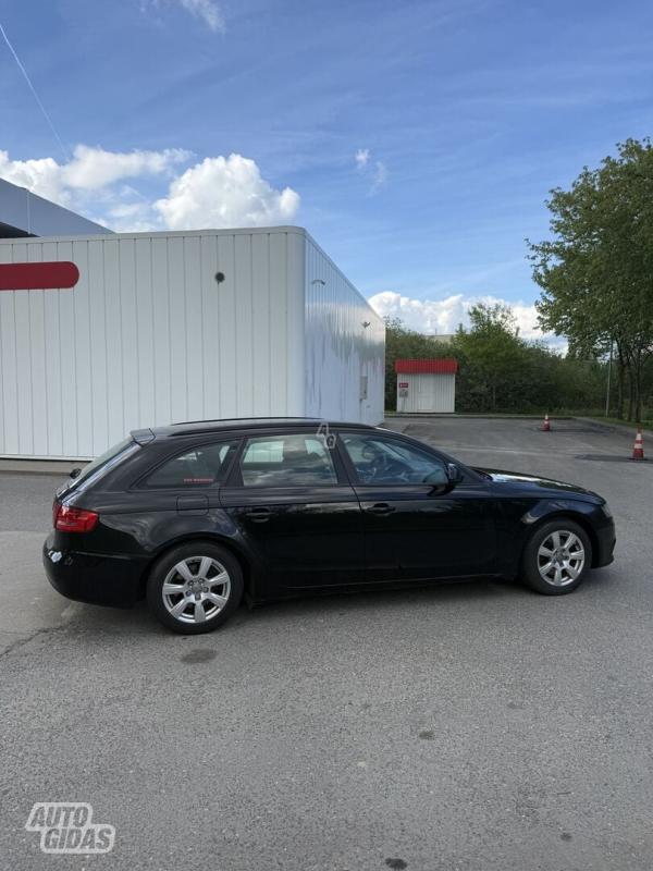 Audi A4 2010 Panevēža, ar dzinēja tilpumu 2.00 L un nobraukumu 288 tūkst. km par 3450 €, foto 5 vietnē AUTOMOTO.COM.LV