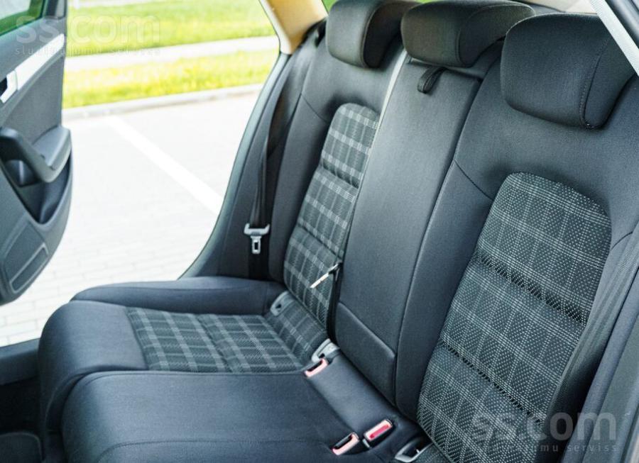 Audi A4 2010 in Riga, with an engine capacity of 2.00 L and mileage of 400 thousand km for 5500 €, photo 8 on AUTOMOTO.COM.LV