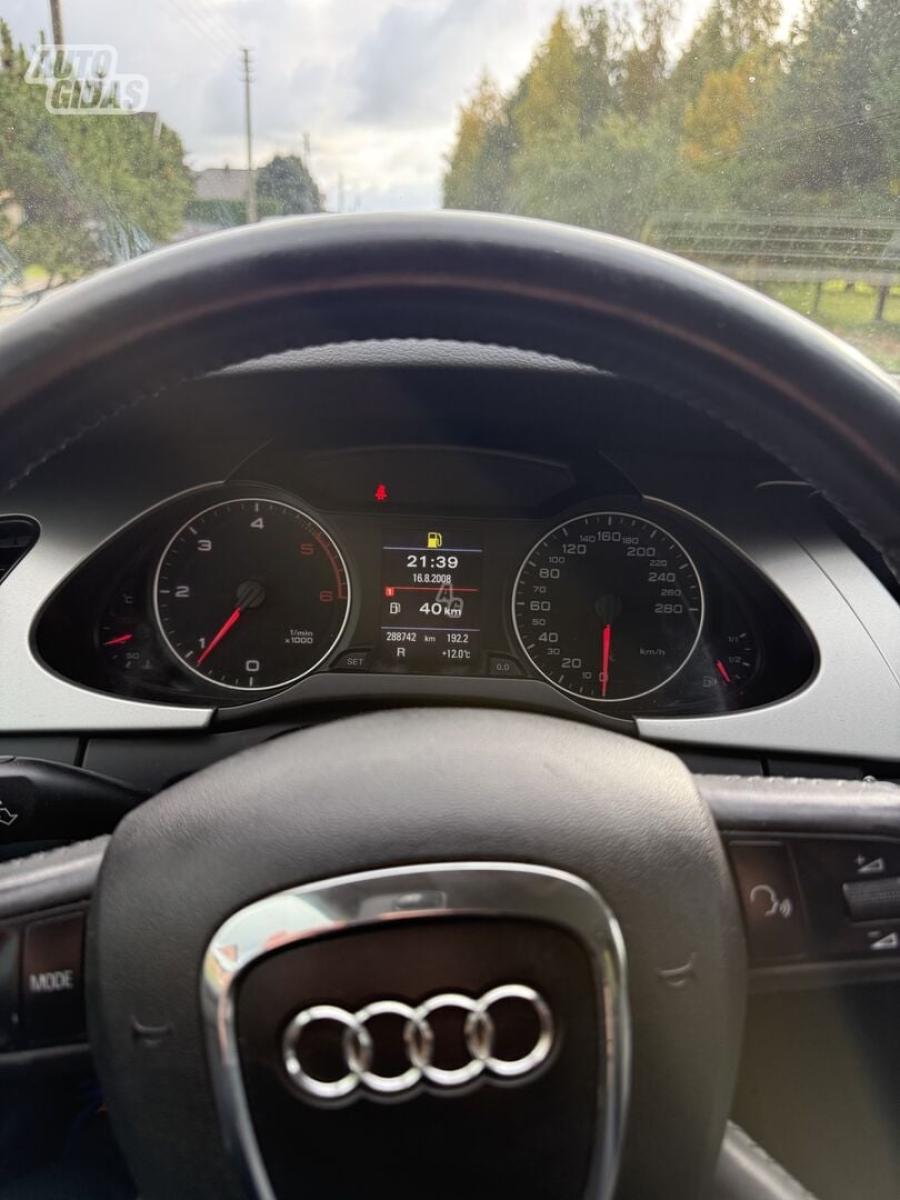 Audi A4 2010 in Panevezys, with an engine capacity of 2.00 L and mileage of 280 thousand km for 3100 €, photo 20 on AUTOMOTO.COM.LV