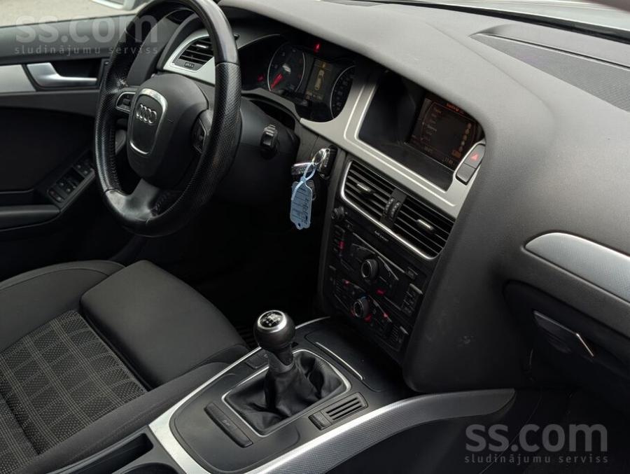 Audi A4 2011 Jūrmala, ar dzinēja tilpumu 2.00 L un nobraukumu 300 tūkst. km par 5250 €, foto 12 vietnē AUTOMOTO.COM.LV