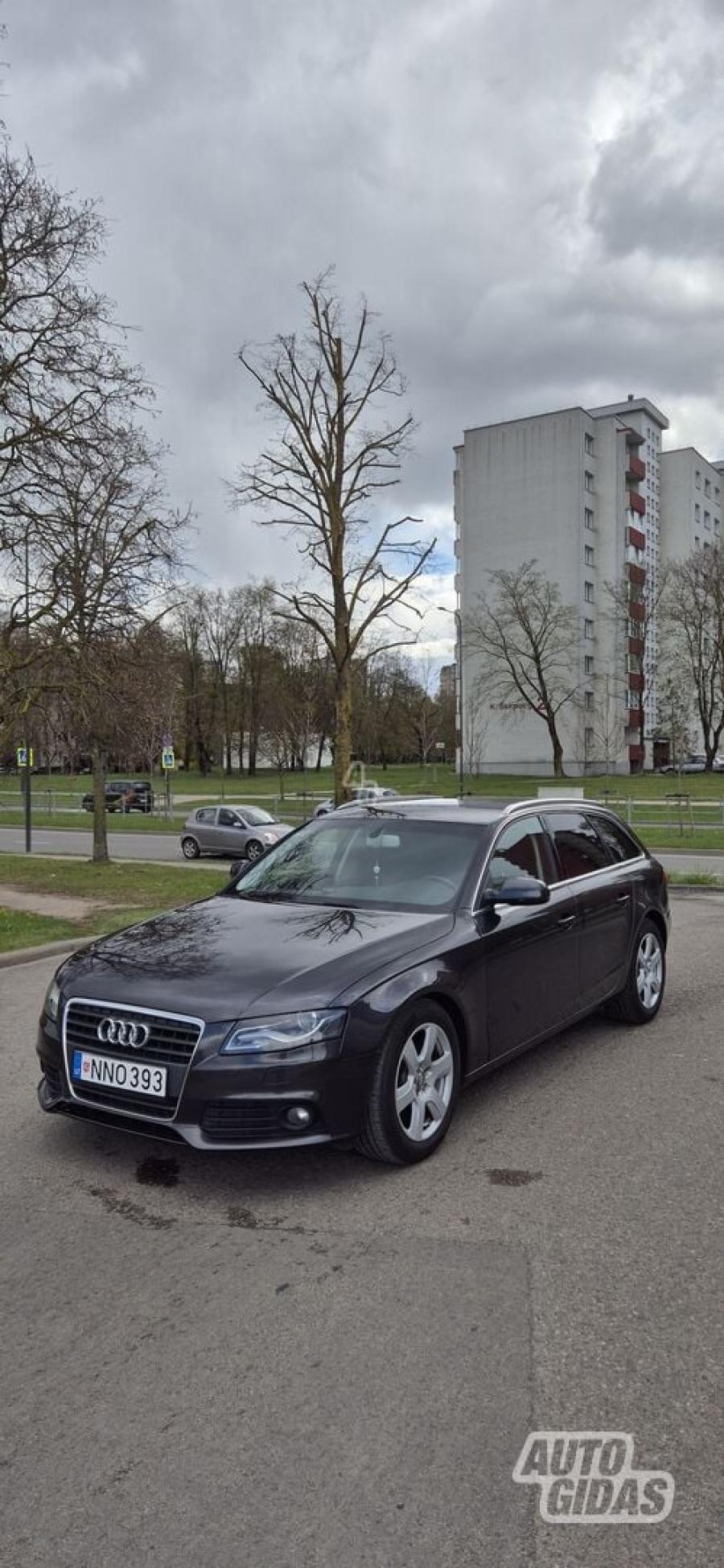 Audi A4 2011 in Kaunas, with an engine capacity of 2.00 L and mileage of 252 thousand km for 4900 €, photo 3 on AUTOMOTO.COM.LV