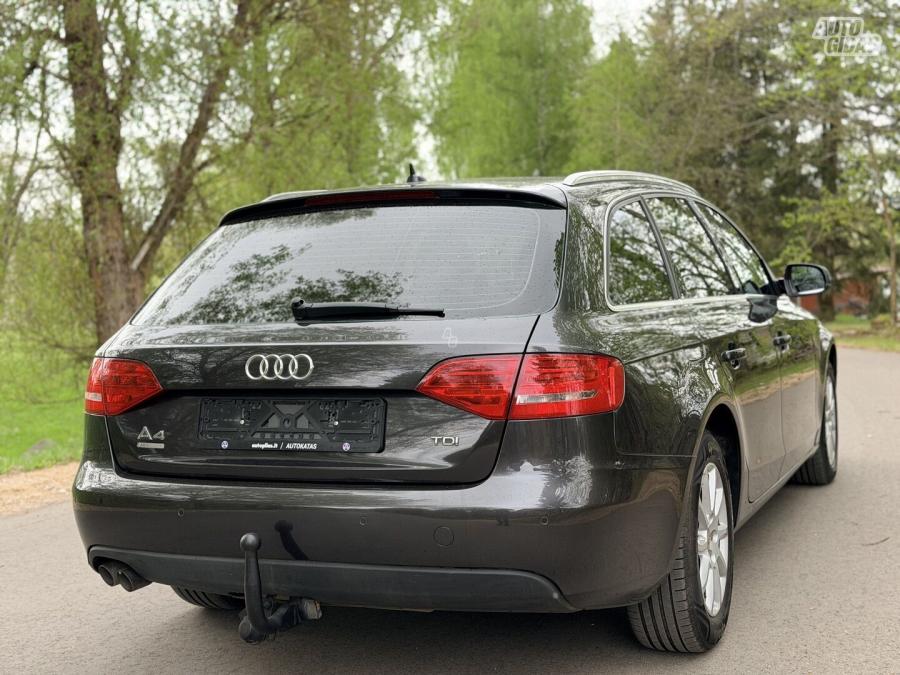 Audi A4 2011 Utena, ar dzinēja tilpumu 2.00 L un nobraukumu 273 tūkst. km par 5950 €, foto 11 vietnē AUTOMOTO.COM.LV