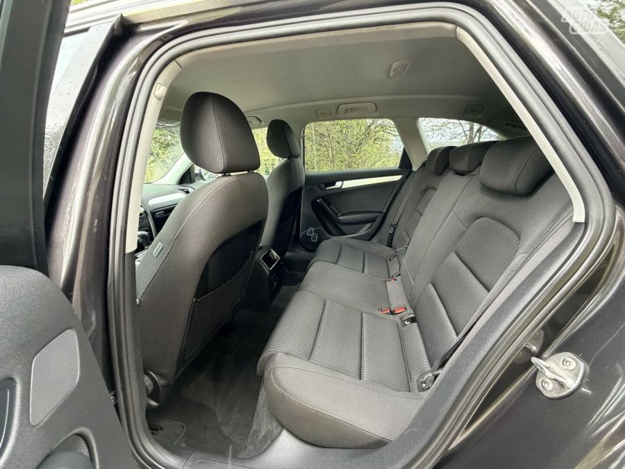 Audi A4 2011 Utena, ar dzinēja tilpumu 2.00 L un nobraukumu 273 tūkst. km par 5950 €, foto 17 vietnē AUTOMOTO.COM.LV