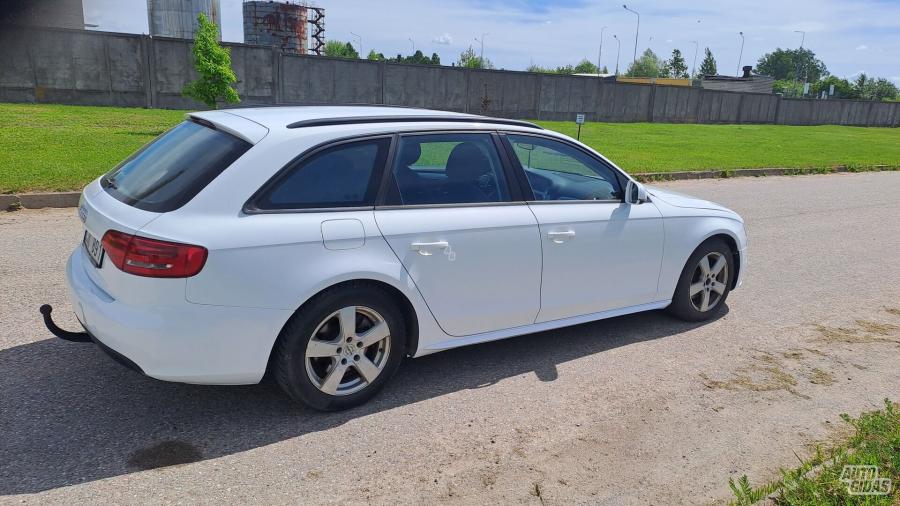 Audi A4 2011 in Vilnius, with an engine capacity of 2.00 L and mileage of 389 thousand km for 4350 €, photo 6 on AUTOMOTO.COM.LV