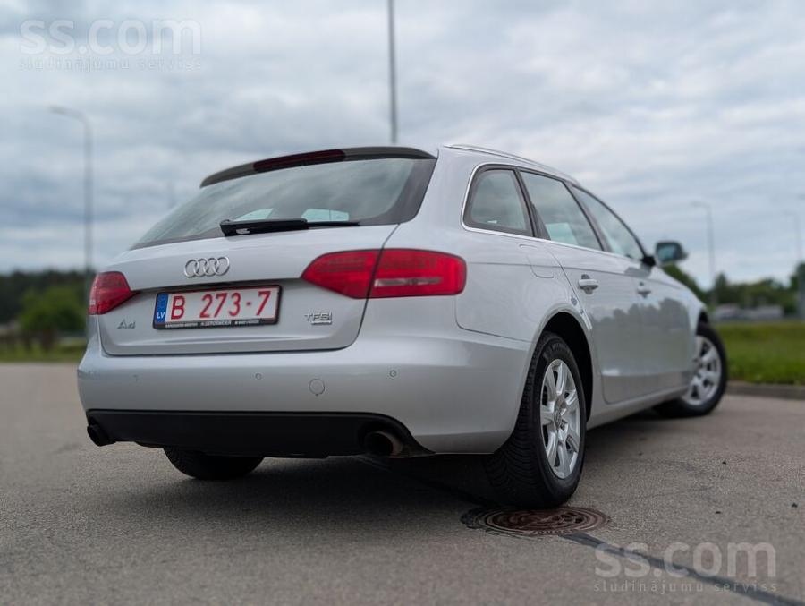 Ауди А4 2011 в Рига, объемом двигателя 2.00 л и пробегом 236 тыс. км за 6300 €, фото 8 на AUTOMOTO.COM.LV