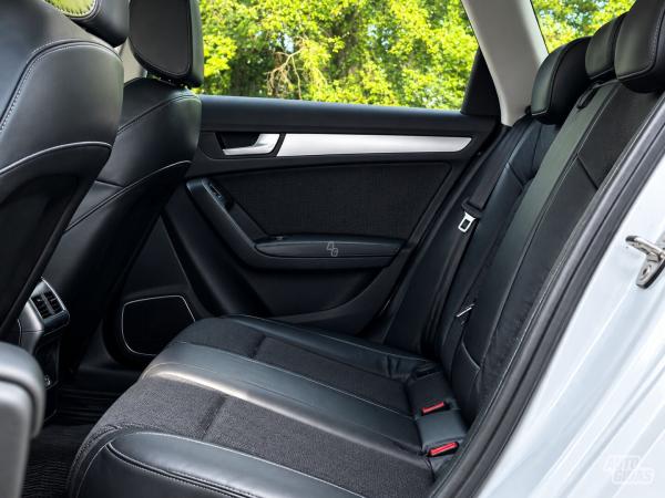 Audi A4 2011 Kauņa, ar dzinēja tilpumu 2.00 L un nobraukumu 318 tūkst. km par 4399 €, foto 11 vietnē AUTOMOTO.COM.LV