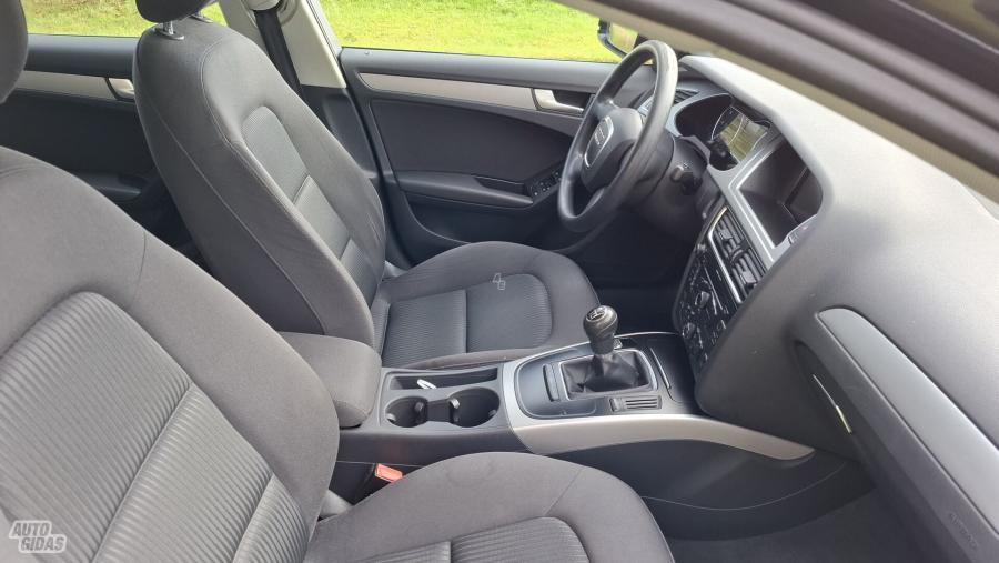 Audi A4 2011 in Ignalina, with an engine capacity of 2.00 L and mileage of 280 thousand km for 4850 €, photo 14 on AUTOMOTO.COM.LV