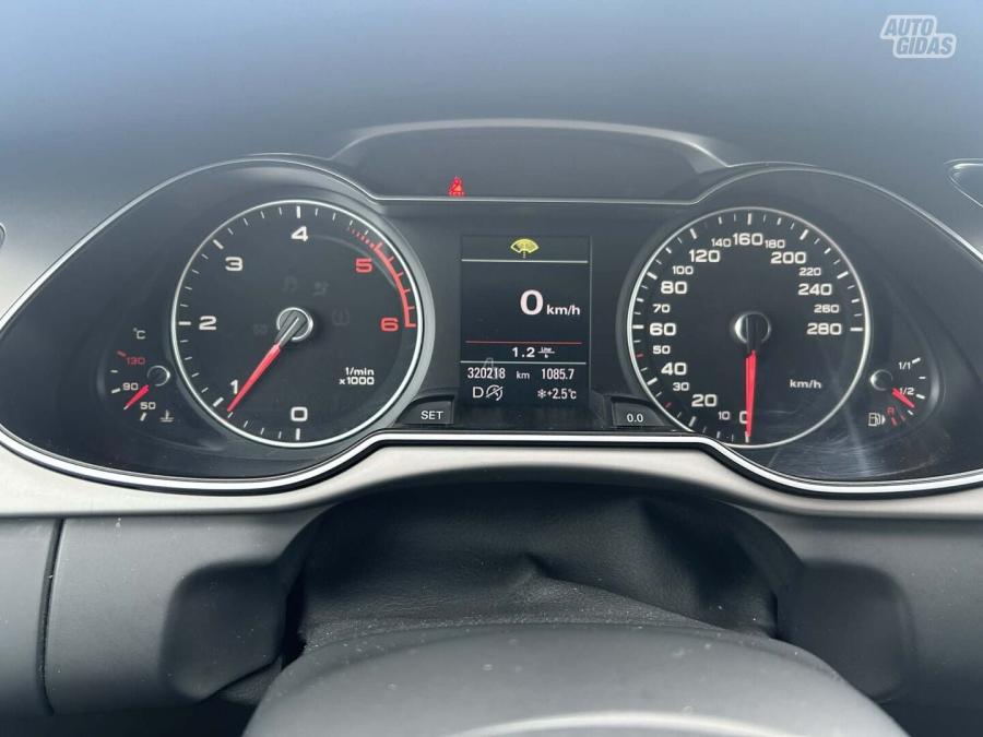 Audi A4 2012 in Vilnius, with an engine capacity of 2.00 L and mileage of 320 thousand km for 5500 €, photo 7 on AUTOMOTO.COM.LV