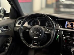 Audi A4 2012 in Klaipeda, with an engine capacity of 1.97 L and mileage of 283 thousand km for 9350 €, photo 4 on AUTOMOTO.COM.LV