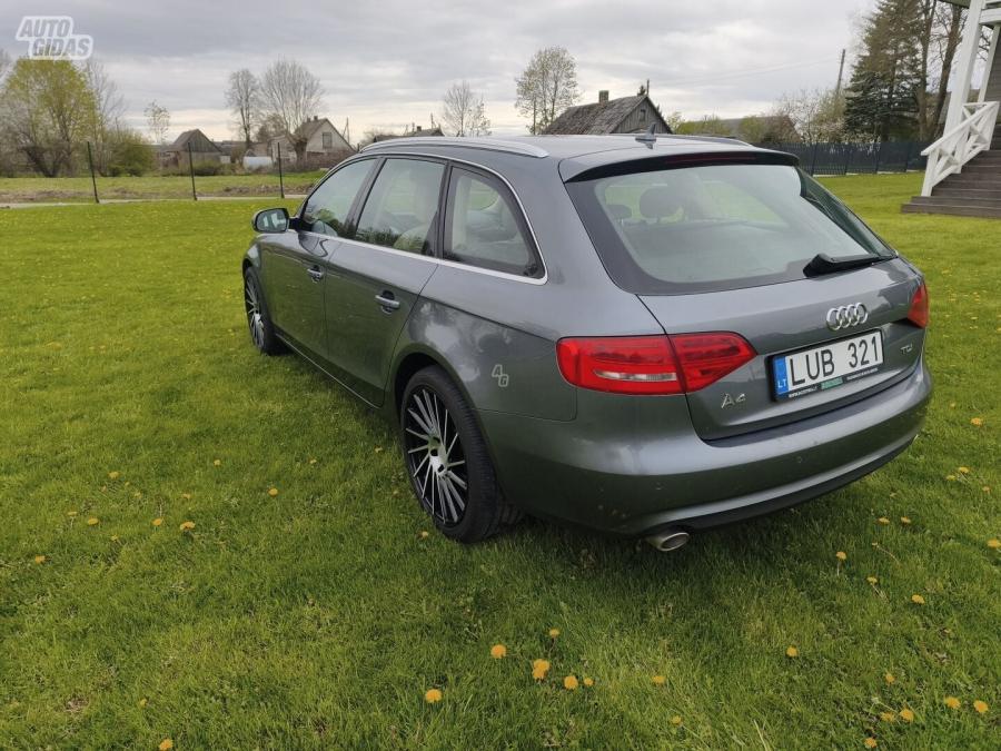 Audi A4 2012 in Telschi, with an engine capacity of 3.00 L and mileage of 290 thousand km for 7000 €, photo 8 on AUTOMOTO.COM.LV