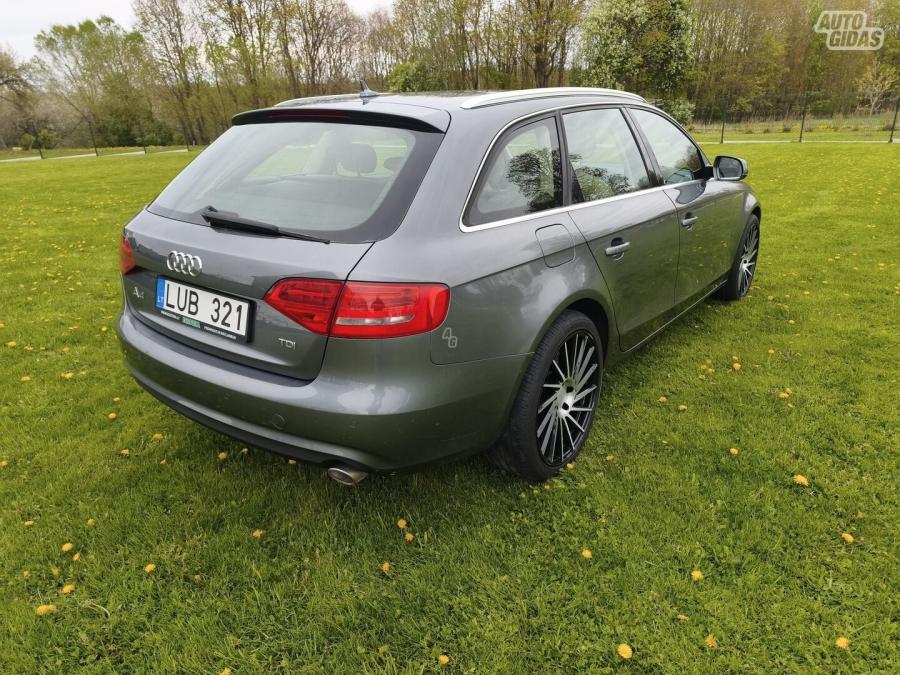 Audi A4 2012 in Telschi, with an engine capacity of 3.00 L and mileage of 290 thousand km for 7000 €, photo 9 on AUTOMOTO.COM.LV