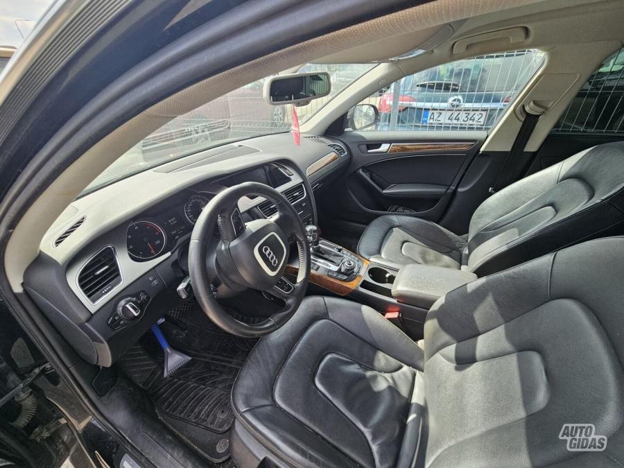 Audi A4 2012 in Kaunas, with an engine capacity of 2.00 L and mileage of 301 thousand km for 3150 €, photo 4 on AUTOMOTO.COM.LV