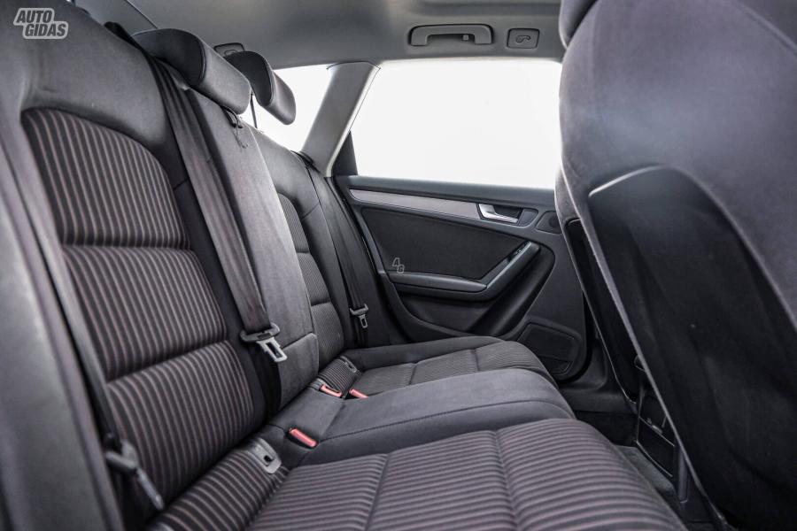 Audi A4 2012 in Kaunas, with an engine capacity of 2.00 L and mileage of 253 thousand km for 8690 €, photo 9 on AUTOMOTO.COM.LV