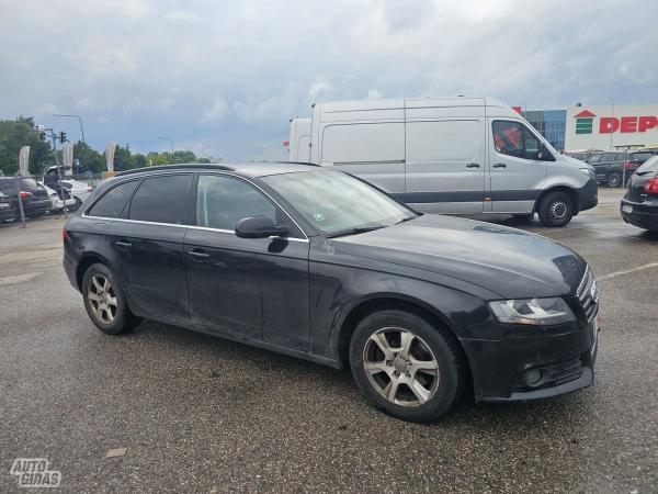 Audi A4 2012 in Kaunas, with an engine capacity of 2.00 L and mileage of 300 thousand km for 3150 €, photo 2 on AUTOMOTO.COM.LV