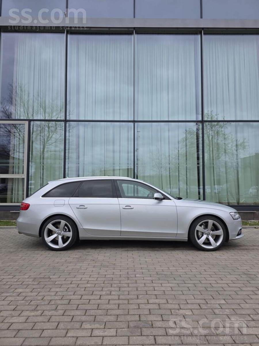 Audi A4 2012 Balvi, ar dzinēja tilpumu 3.00 L un nobraukumu 288 tūkst. km par 9990 €, foto 6 vietnē AUTOMOTO.COM.LV