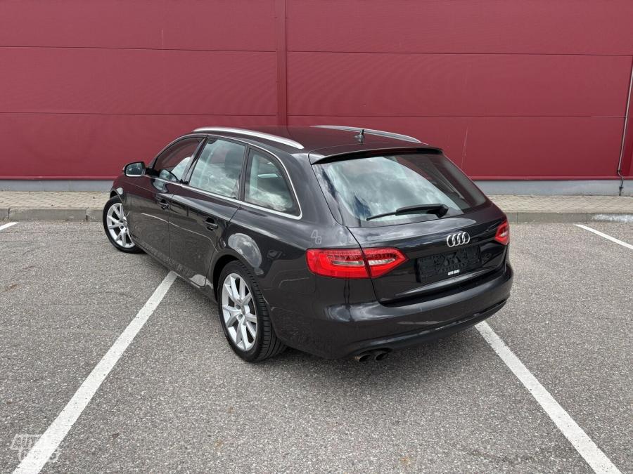 Audi A4 2012 in Kaunas, with an engine capacity of 2.00 L and mileage of 319 thousand km for 7650 €, photo 4 on AUTOMOTO.COM.LV
