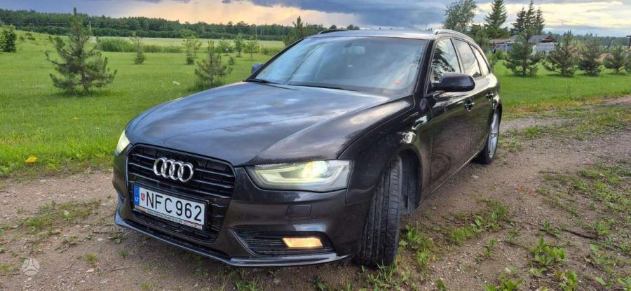 Audi A4 2012 Panevēža, ar dzinēja tilpumu 1.97 L un nobraukumu 292 tūkst. km par 8500 €, foto 1 vietnē AUTOMOTO.COM.LV