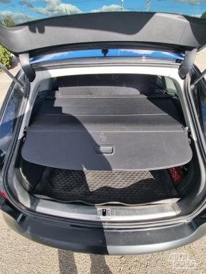 Audi A4 2012 in Siauliai, with an engine capacity of 3.00 L and mileage of 247 thousand km for 4800 €, photo 22 on AUTOMOTO.COM.LV