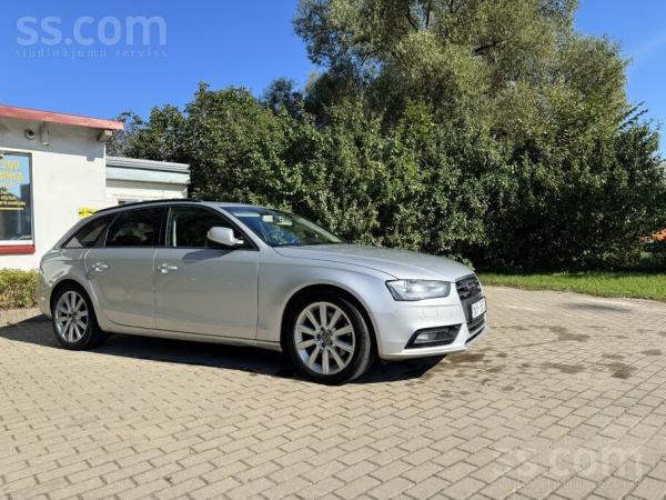 Audi A4 2013 Rīga, ar dzinēja tilpumu 3.00 L un nobraukumu 329 tūkst. km par 7900 €, foto 5 vietnē AUTOMOTO.COM.LV