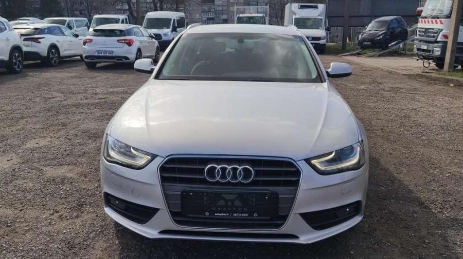 Audi A4 2013 in Klaipeda, with an engine capacity of 1.97 L and mileage of 213 thousand km for 6950 €, photo 5 on AUTOMOTO.COM.LV
