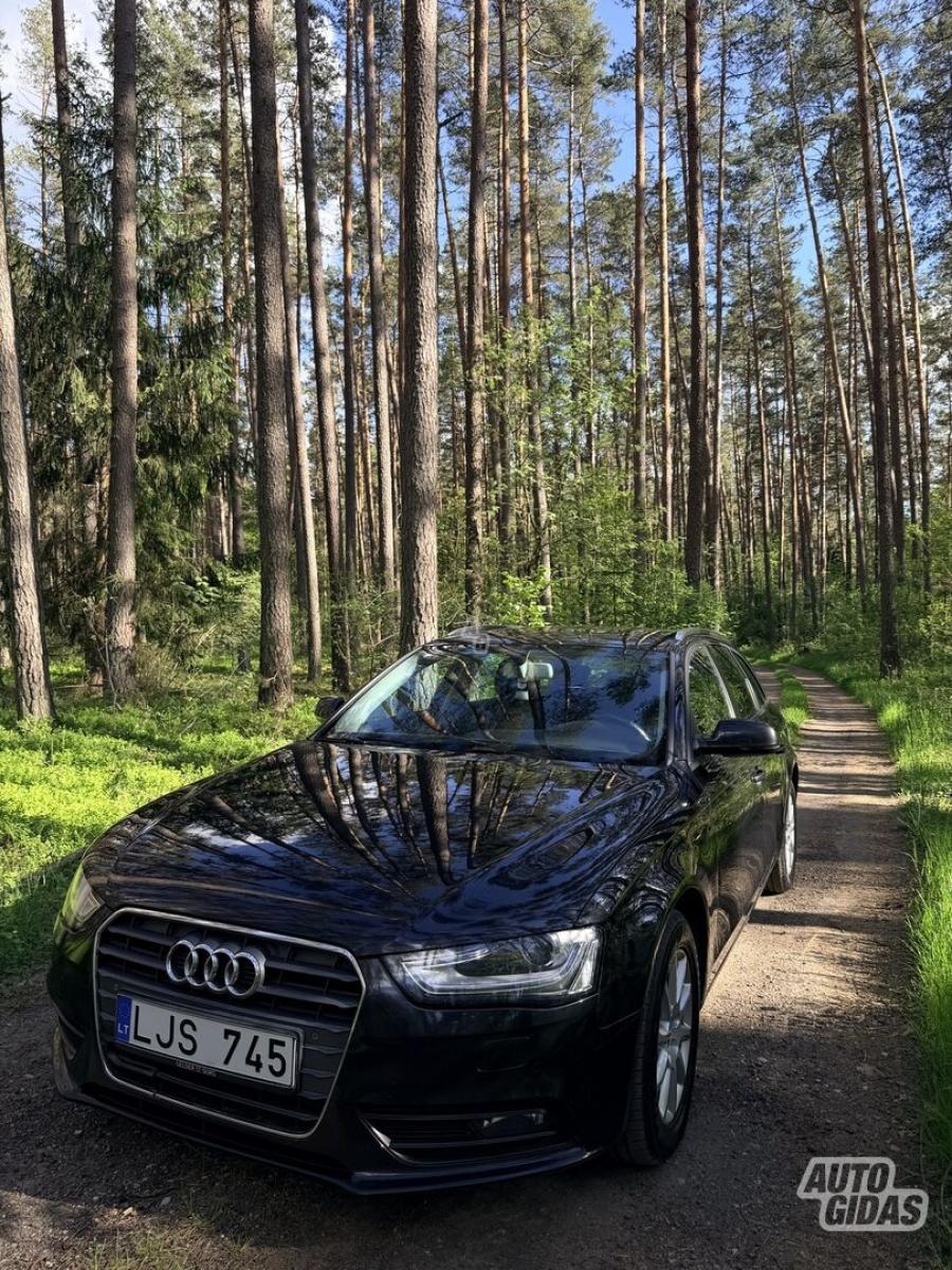 Audi A4 2013 Viļņa, ar dzinēja tilpumu 2.00 L un nobraukumu 252 tūkst. km par 4800 €, foto 3 vietnē AUTOMOTO.COM.LV