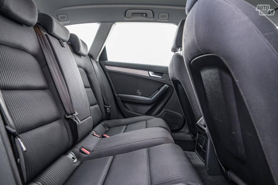 Audi A4 2013 in Kaunas, with an engine capacity of 2.00 L and mileage of 297 thousand km for 8290 €, photo 11 on AUTOMOTO.COM.LV
