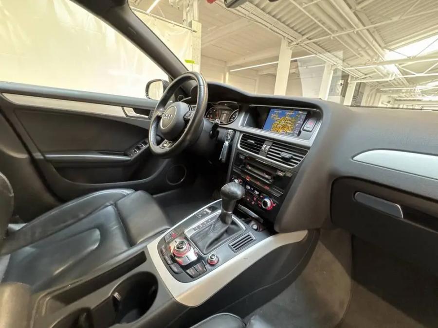 Audi A4 2013 Mārupe, ar dzinēja tilpumu 2.00 L un nobraukumu 230 tūkst. km par 10950 €, foto 5 vietnē AUTOMOTO.COM.LV