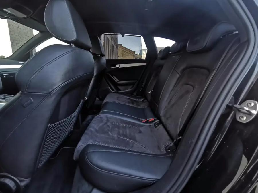 Audi A4 2013 in Riga, with an engine capacity of 2.00 L and mileage of 208 thousand km for 10590 €, photo 16 on AUTOMOTO.COM.LV