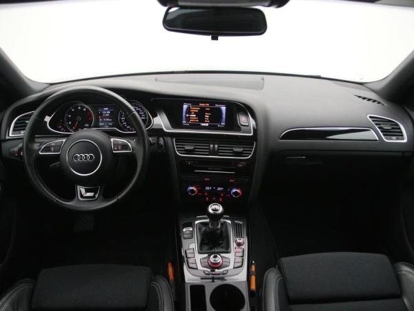 Audi A4 2014 Viļņa, ar dzinēja tilpumu 1.80 L un nobraukumu 227 tūkst. km par 10599 €, foto 2 vietnē AUTOMOTO.COM.LV