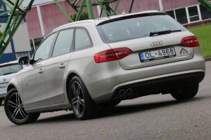 Audi A4 2014 in Riga, with an engine capacity of 2.00 L and mileage of 305 thousand km for 6490 €, photo 5 on AUTOMOTO.COM.LV