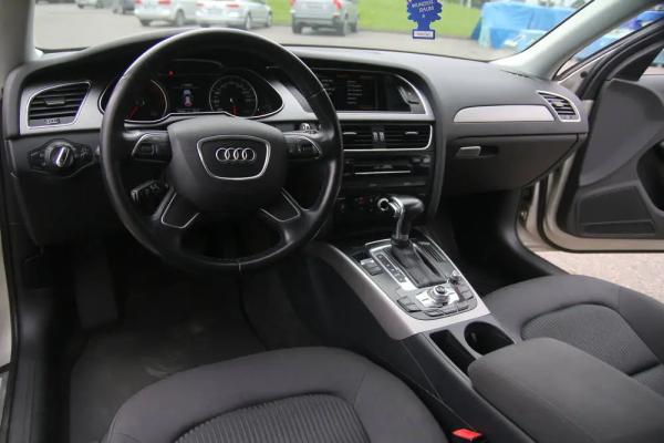 Ауди А4 2014 в Рига, объемом двигателя 2.00 л и пробегом 305 тыс. км за 6490 €, фото 10 на AUTOMOTO.COM.LV