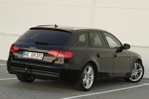 Audi A4 2014 in Riga, with an engine capacity of 2.00 L and mileage of 195 thousand km for 7700 €, photo 10 on AUTOMOTO.COM.LV