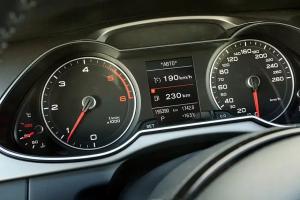 Audi A4 2014 in Riga, with an engine capacity of 2.00 L and mileage of 195 thousand km for 7700 €, photo 19 on AUTOMOTO.COM.LV