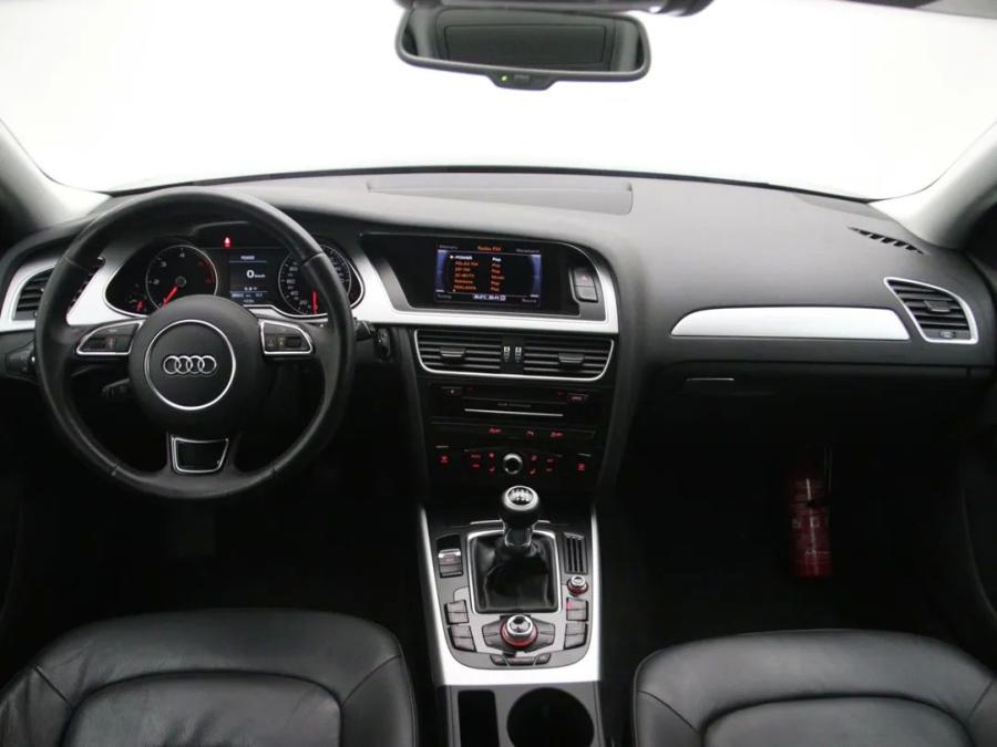 Audi A4 2015 in Vilnius, with an engine capacity of 2.00 L and mileage of 206 thousand km for 10999 €, photo 3 on AUTOMOTO.COM.LV