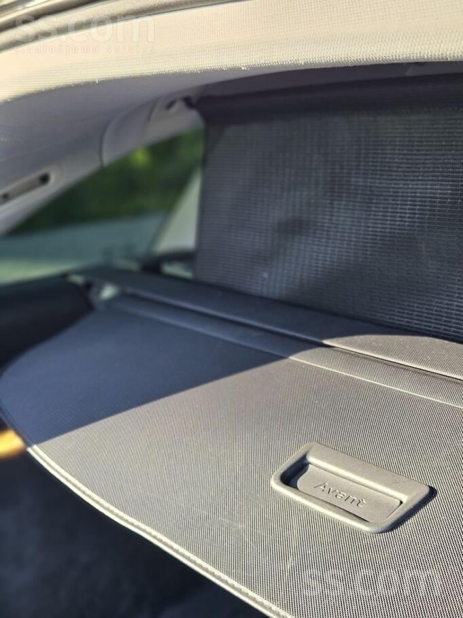 Audi A4 2015 in Riga, with an engine capacity of 2.00 L and mileage of 164 thousand km for 9850 €, photo 3 on AUTOMOTO.COM.LV