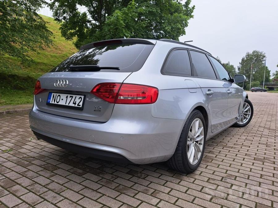 Audi A4 2015 in Riga, with an engine capacity of 2.00 L and mileage of 164 thousand km for 9850 €, photo 10 on AUTOMOTO.COM.LV