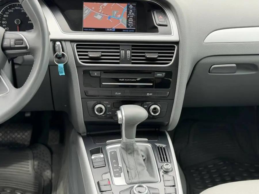 Audi A4 2015 in Riga, with an engine capacity of 2.00 L and mileage of 219 thousand km for 7150 €, photo 11 on AUTOMOTO.COM.LV