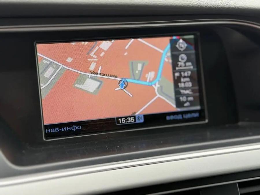 Audi A4 2015 in Riga, with an engine capacity of 2.00 L and mileage of 219 thousand km for 7150 €, photo 12 on AUTOMOTO.COM.LV