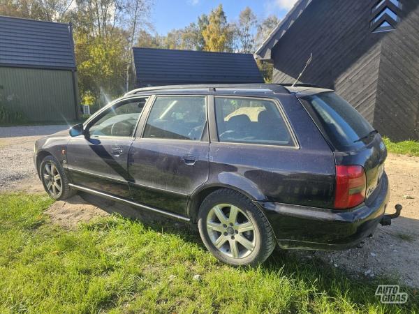 Audi A4 2015 in Palanga, with an engine capacity of 1.90 L and mileage of 297 thousand km for 500 €, photo 4 on AUTOMOTO.COM.LV