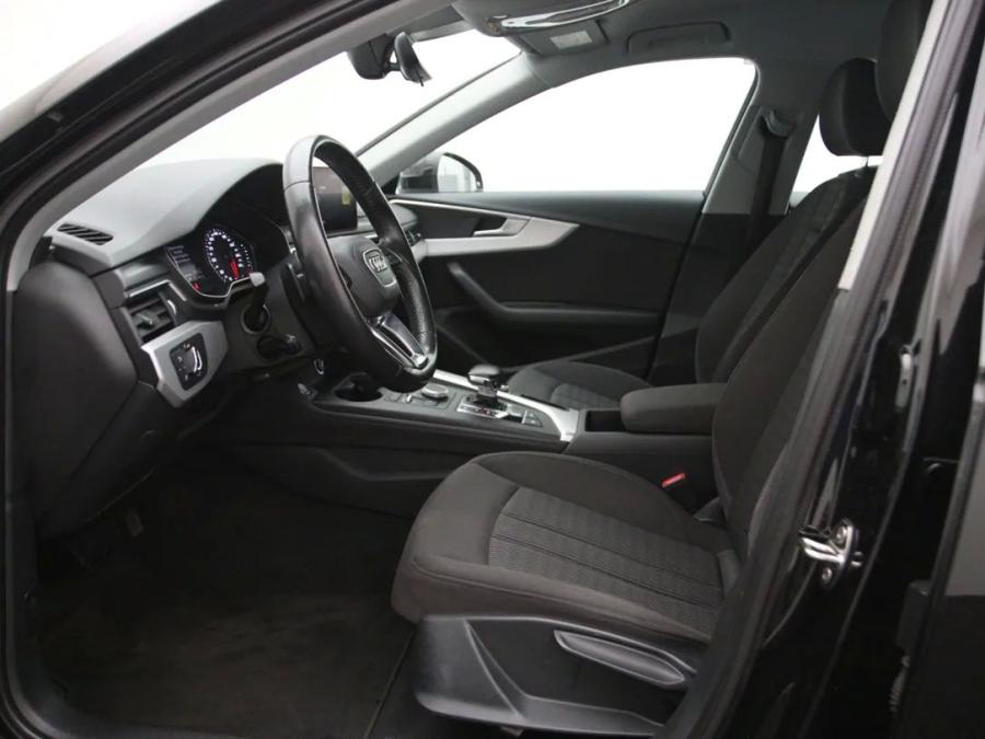Audi A4 2016 in Vilnius, with an engine capacity of 2.00 L and mileage of 231 thousand km for 12399 €, photo 4 on AUTOMOTO.COM.LV